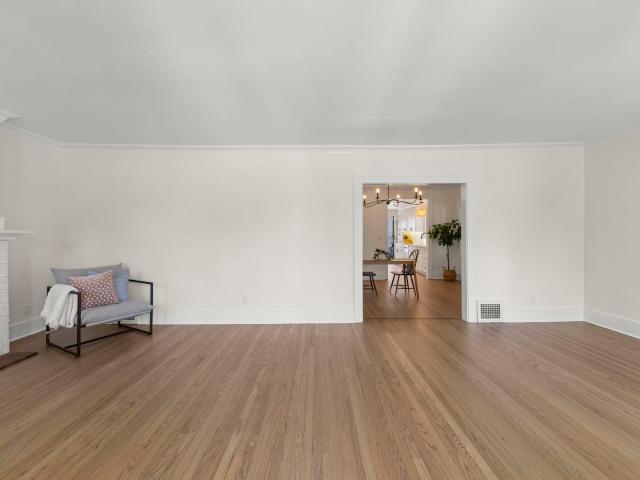 590 Prairie Avenue