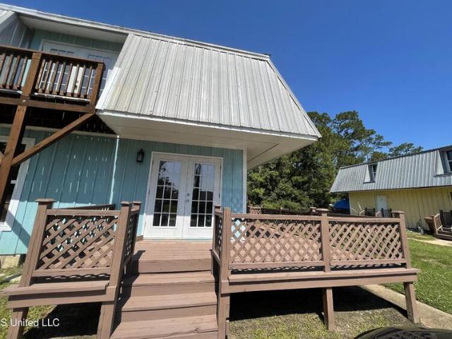 590 Royal Oak Drive, 28, Pass Christian, MS 39571