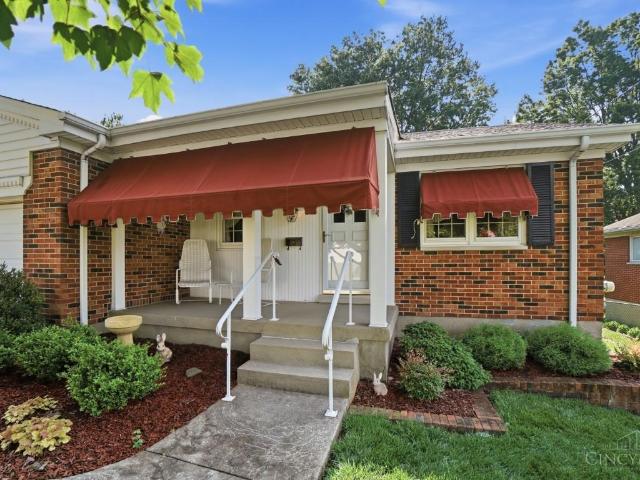 5914 Fawnridge Court
