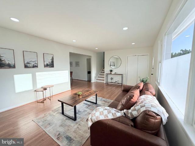 5914 John Adams Drive