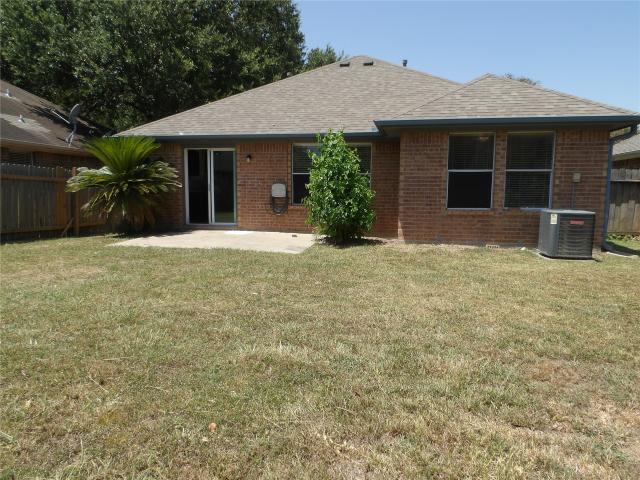 5914 Red River Drive
