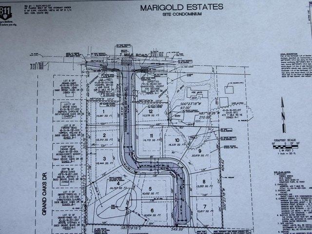 5915 Comstock Park Dr NW, Comstock Park, MI 49321