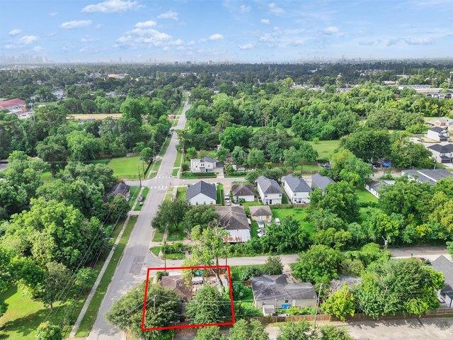 5915 Knox St, Houston, TX 77091
