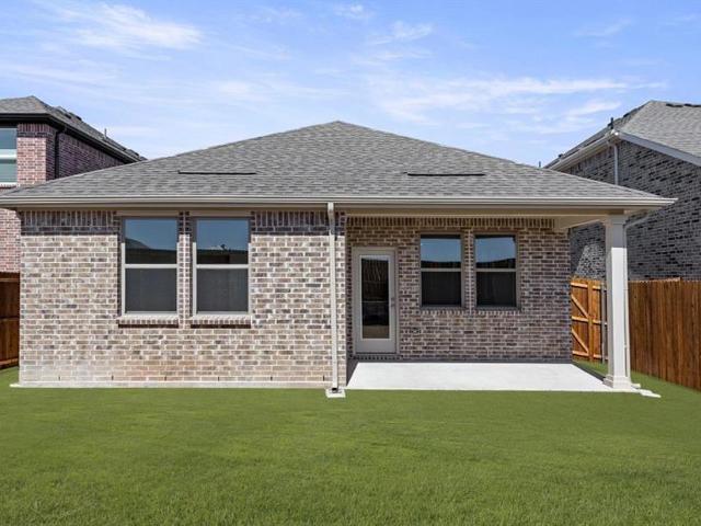 5915 Laurel Lake Lane