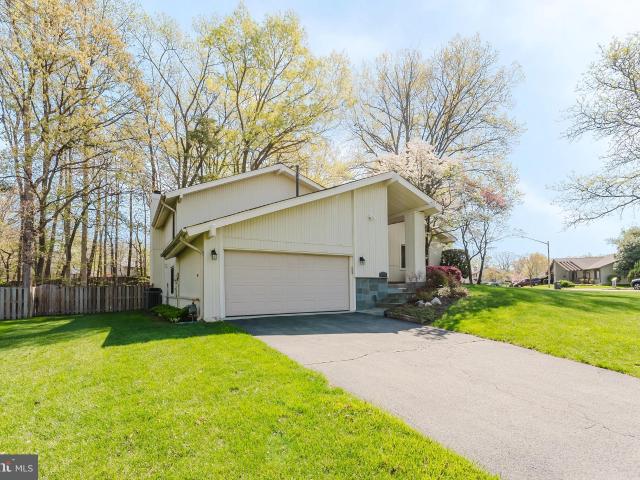 5915 Lovejoy Ct, Springfield, VA 22152 | MLS #VAFX2293 | Compass