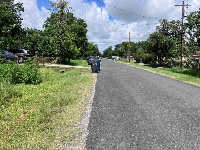 5915 Woodrow St, Texas City, TX 77591 | MLS #79481 | Compass