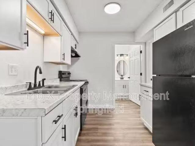 59160279 3180 W Greenwood St