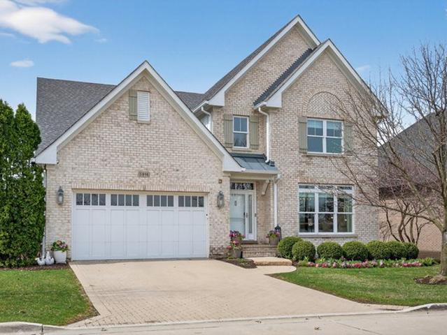 5916 Parkview Dr, Western Springs, IL 60558
