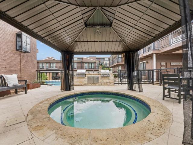 5916 Sandhurst Lane # 233