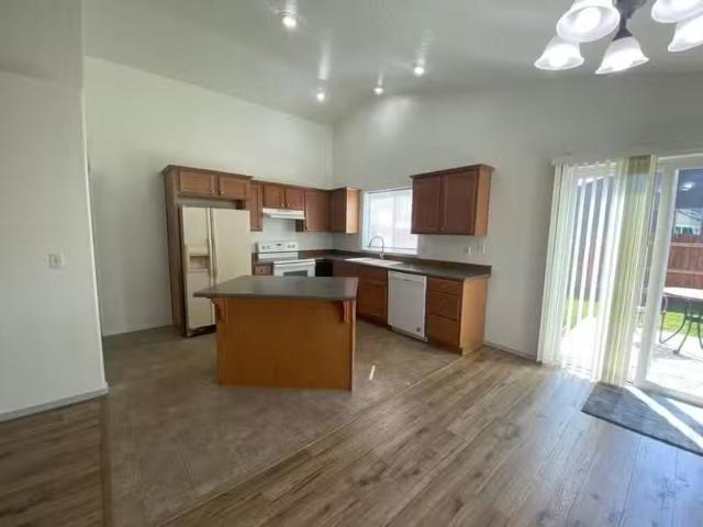 59178377 16415 Cassidy Ct