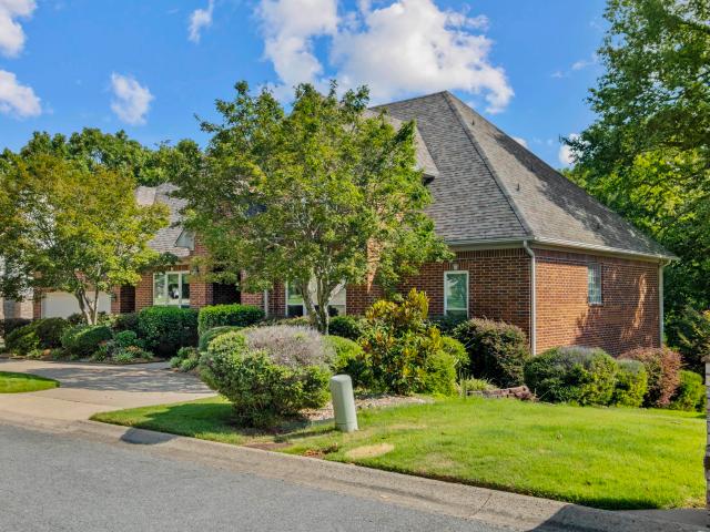5917 Cypress Creek