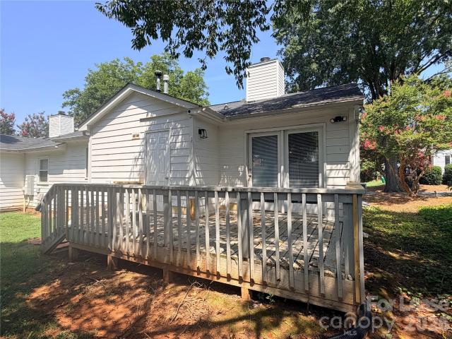 5917 Crape Myrtle Lane