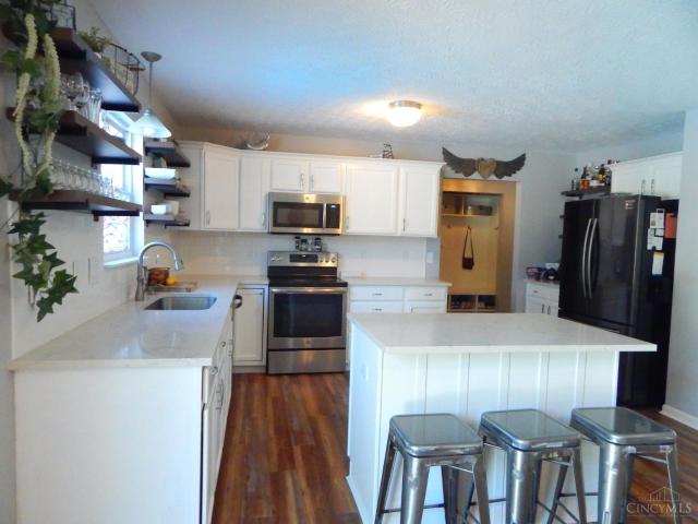 5917 Pepperridge Court