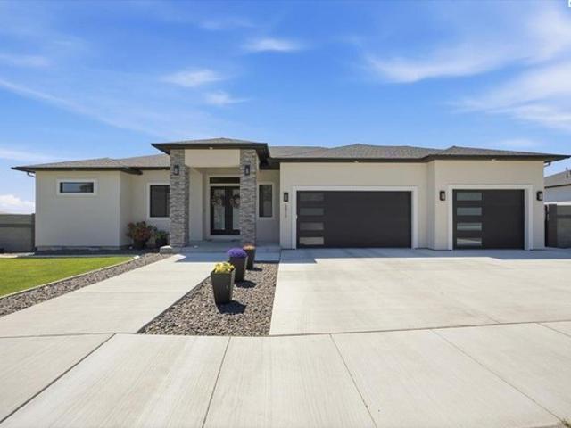 5917 W 28th, Kennewick, WA 99338
