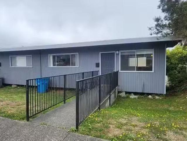 59188681 1622 A St