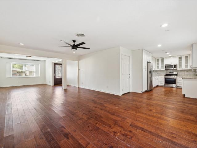 5918 Fontenelle Drive