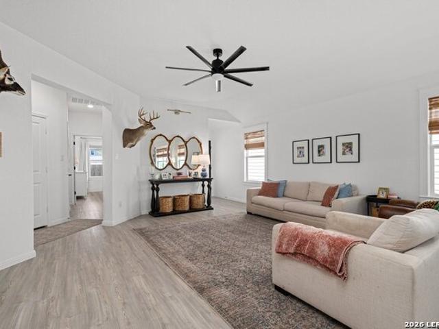 5918 Vestige Bend