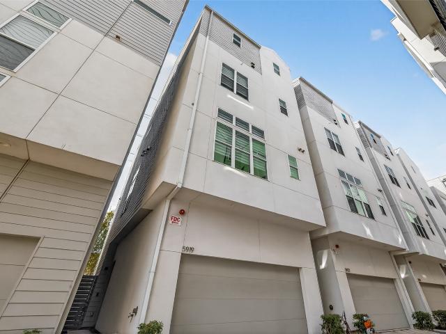 5919 E Post Oak Ln, Houston, TX 77055 | MLS #10113