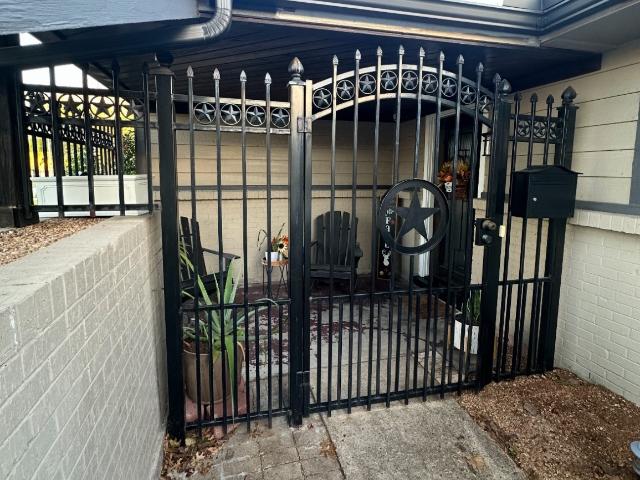5919 Heatherbrook Drive