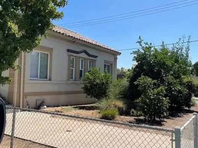 59101367 204 N Van Ness Ave