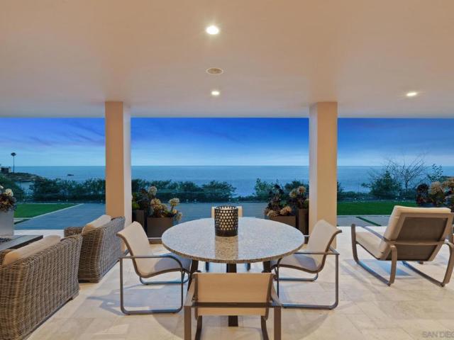 5910 Camino De La Costa