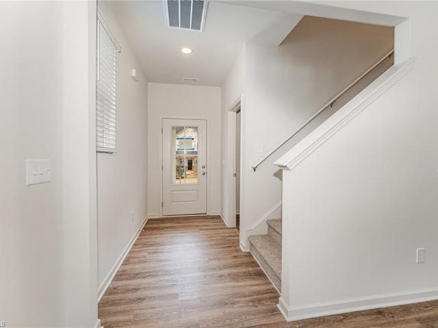 5910 Crossview Drive