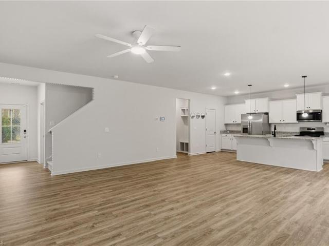 5910 Crossview Drive