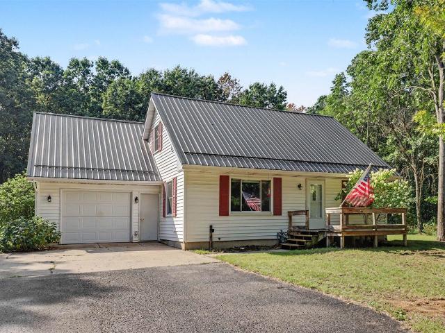 5910 Pine Court