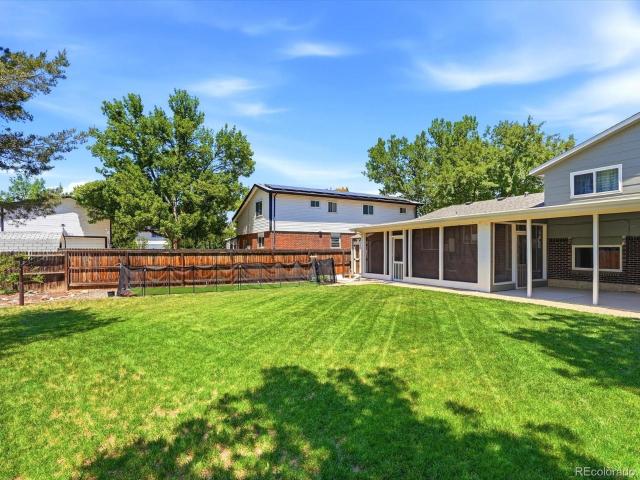 5910 W 108th Place
