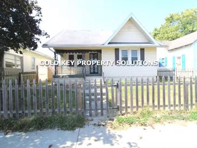 59112203 2509 Central Ave