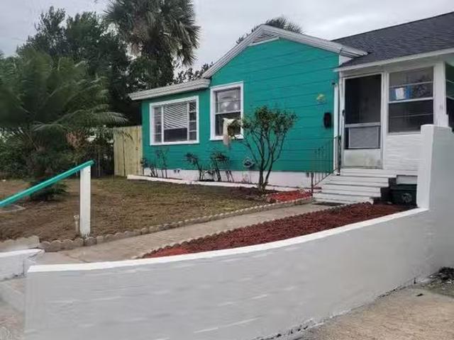 59119630 318 Phoenix Ave