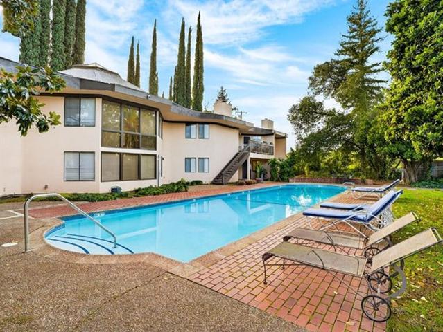 5911 Newman Ct Unit 7, Sacramento, CA 95819