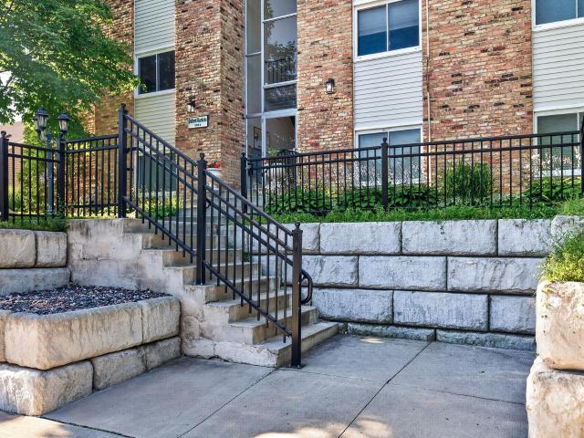 5911 Oxford Street # 7