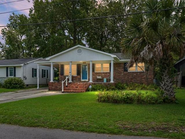 5911 Oak St, Hanahan, SC 29410