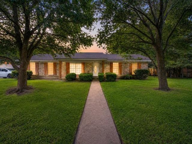 5911 Dawnridge Dr, Houston, TX 77035