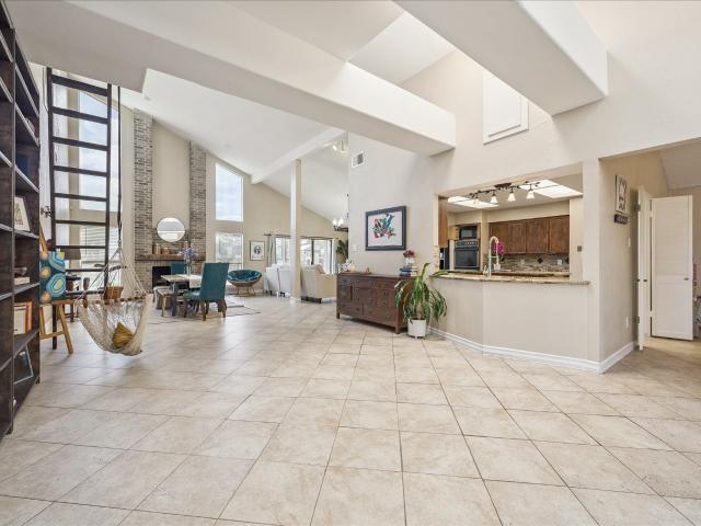 5911 Donwhite Lane