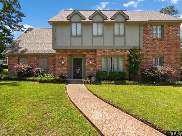 5911 Foxcroft Rd, Tyler, TX 75703