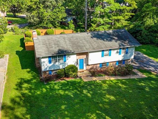 5911 Tyner Ln, Harrison, TN 37341