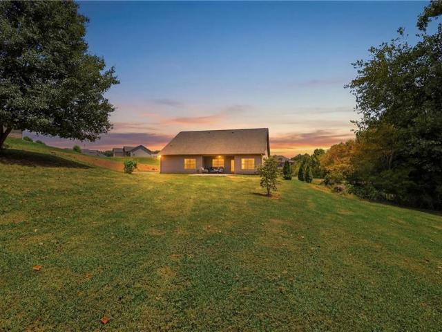 5911 Wauka Valley Pass