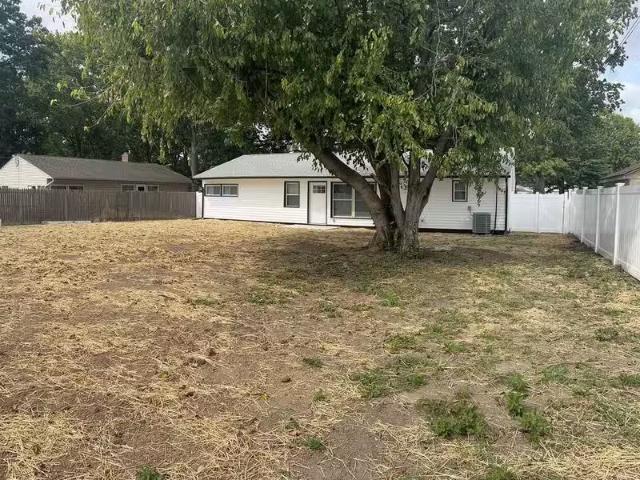 59121641 26 Oaktree Dr