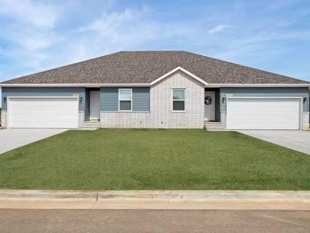 59128181 1234 S Choctaw Rd