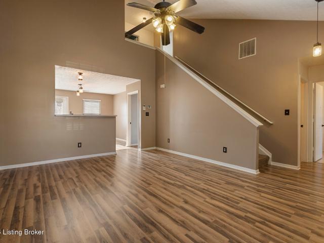 5912 Brandon Dunes Dr