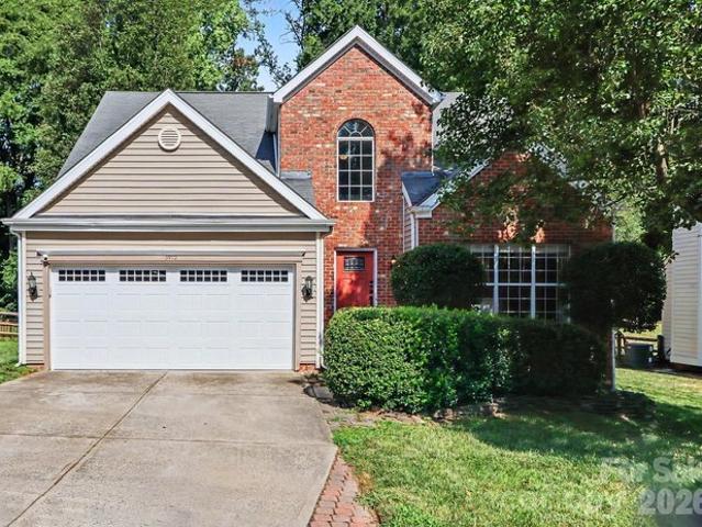 5912 Downfield Wood Dr, Charlotte, NC 28269