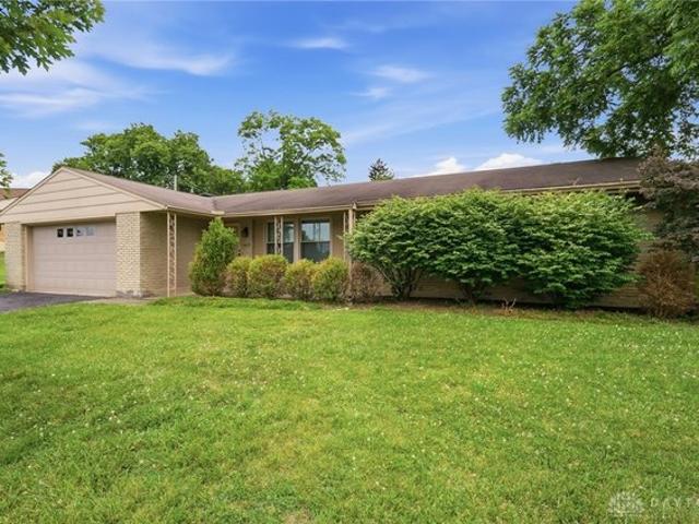 5912 Lombardy Ct, West Carrollton, OH 45449