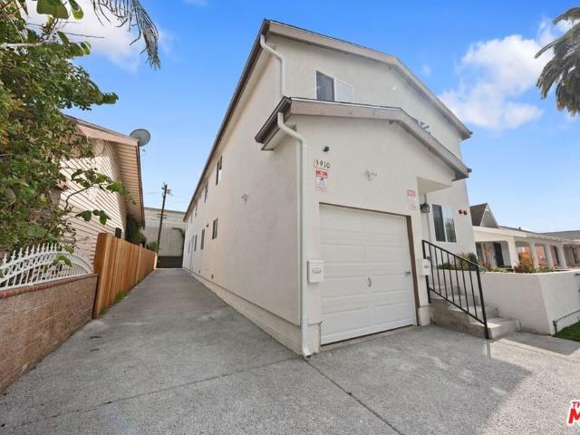5912 S Flower Street