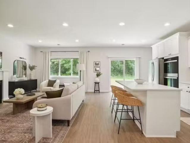 59136820 110 E Brewer St