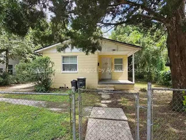 59139522 2727 N Davis St