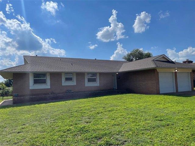 5913 Crestview Dr, Oklahoma City, OK 73105