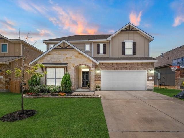 5913 Eldora Dr, College Station, TX 77845