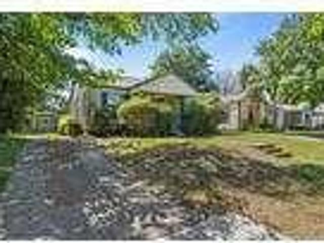 5913 Locke Avenue Fort Worth Texas 76107